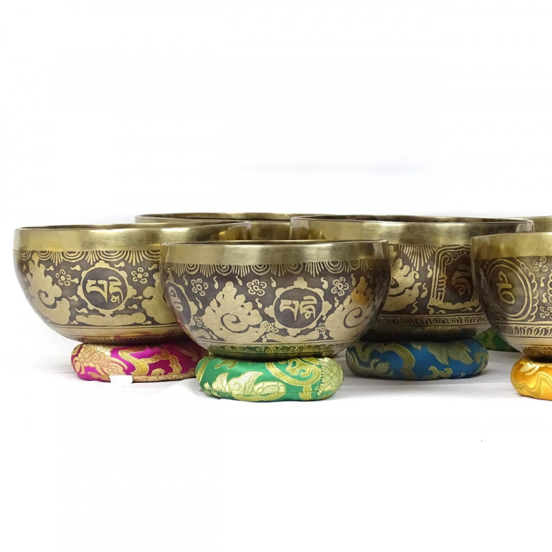 Order Carved Singing Bowl Set: Perfect for Sound Therapy